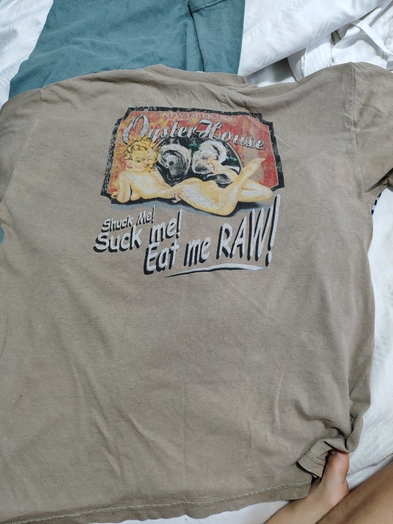 vintage street wear "shuck me suck me eat me raw", Men's Fashion, Tops ...