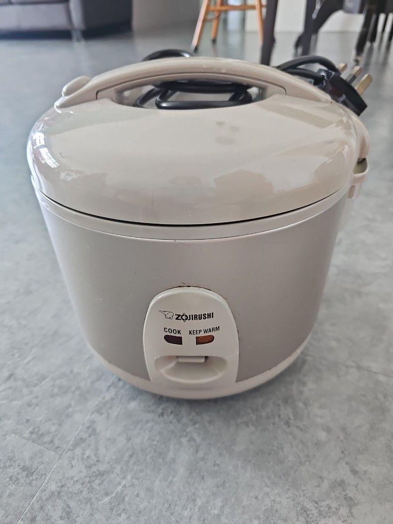 Zojirushi Rice Cooker, TV & Home Appliances, Kitchen Appliances, Cookers on Carousell
