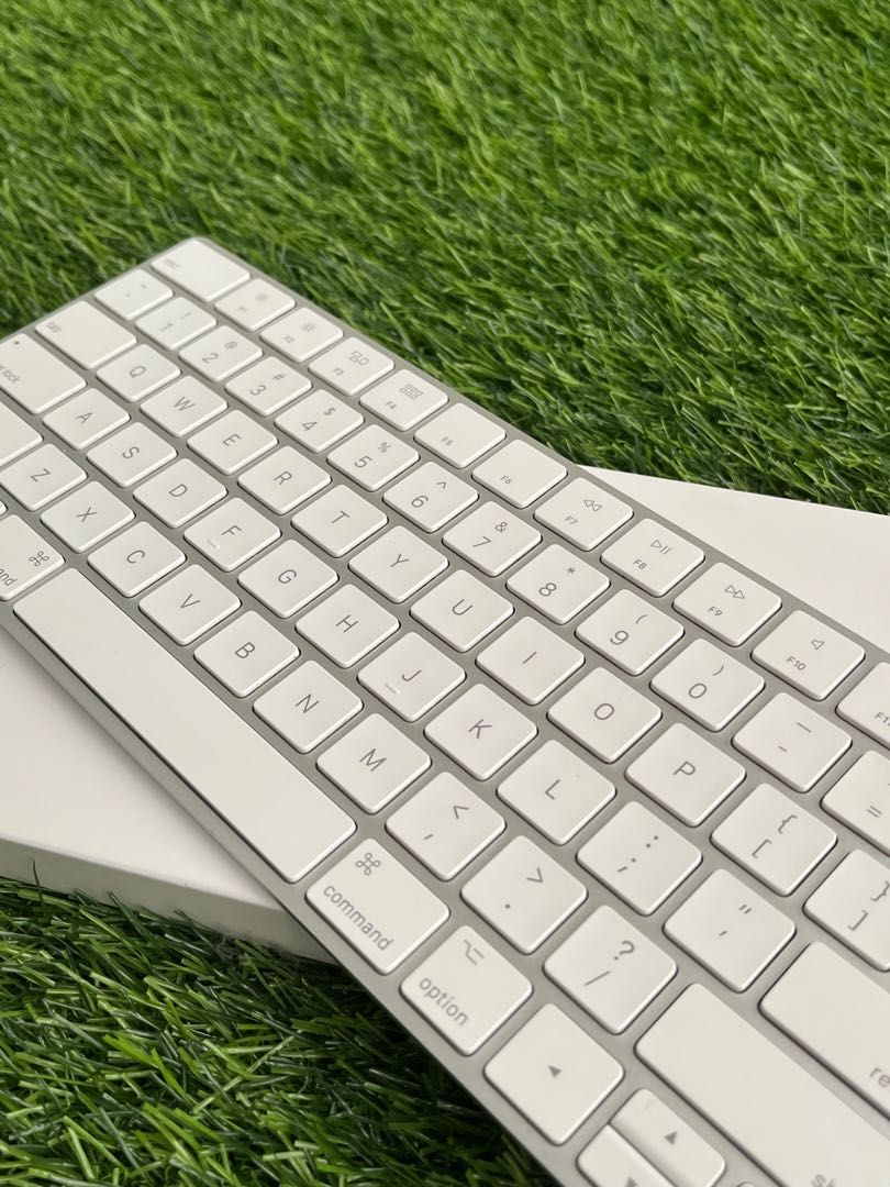 Apple Magic Keyboard 2019, Computers & Tech, Parts & Accessories ...