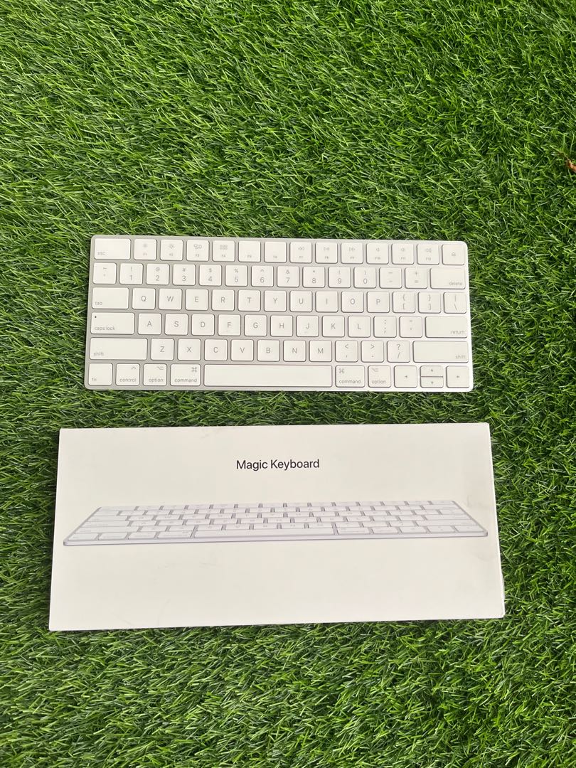 Apple Magic Keyboard 2019, Computers & Tech, Parts & Accessories ...