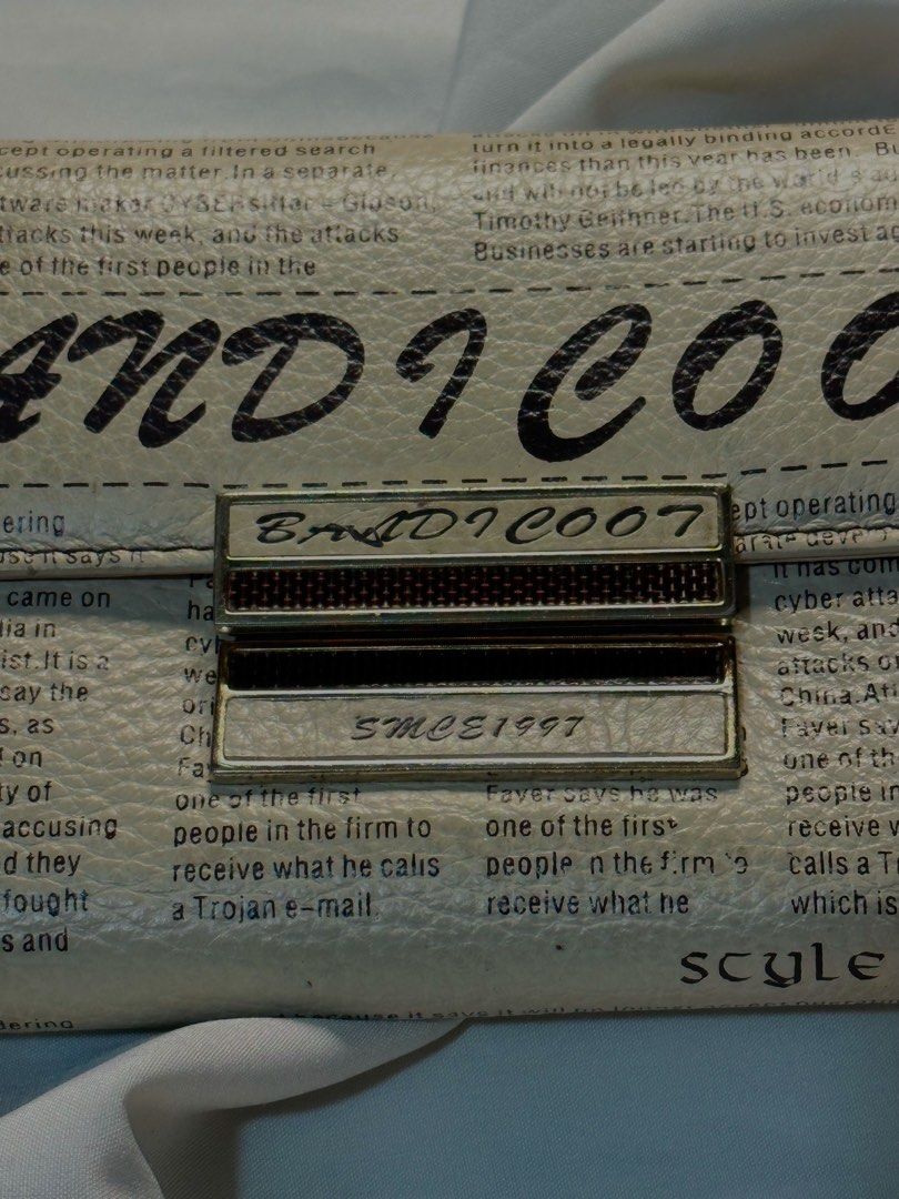 Authentic Bandicoot Letter design, Women's Fashion, Bags & Wallets ...