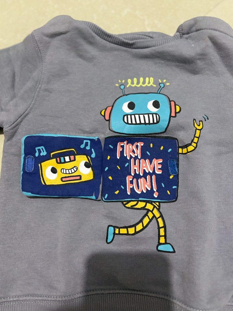 Authentic Zara Robot Sweater for Boys, 2-3 years old, Babies & Kids ...