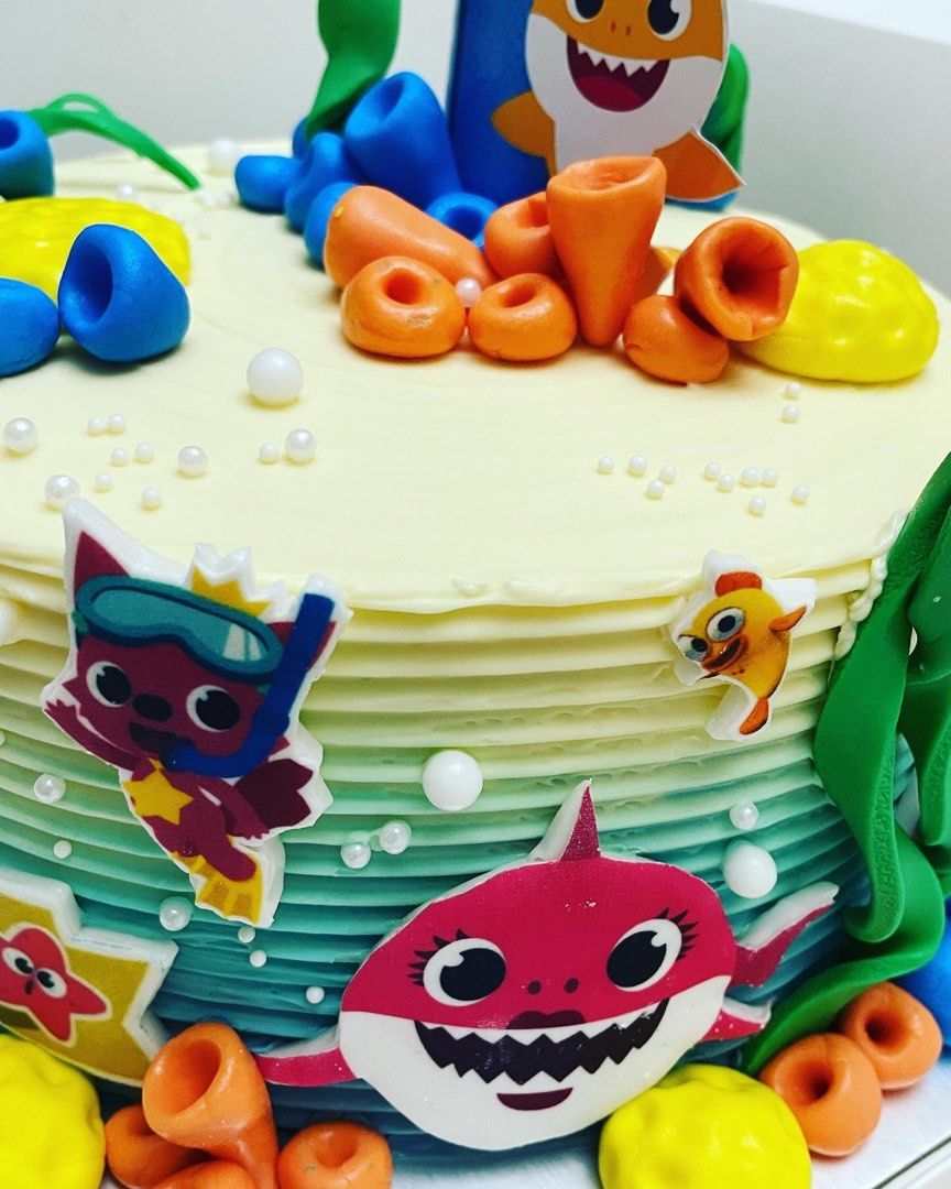 Baby shark themed cake, Food & Drinks, Homemade Bakes on Carousell