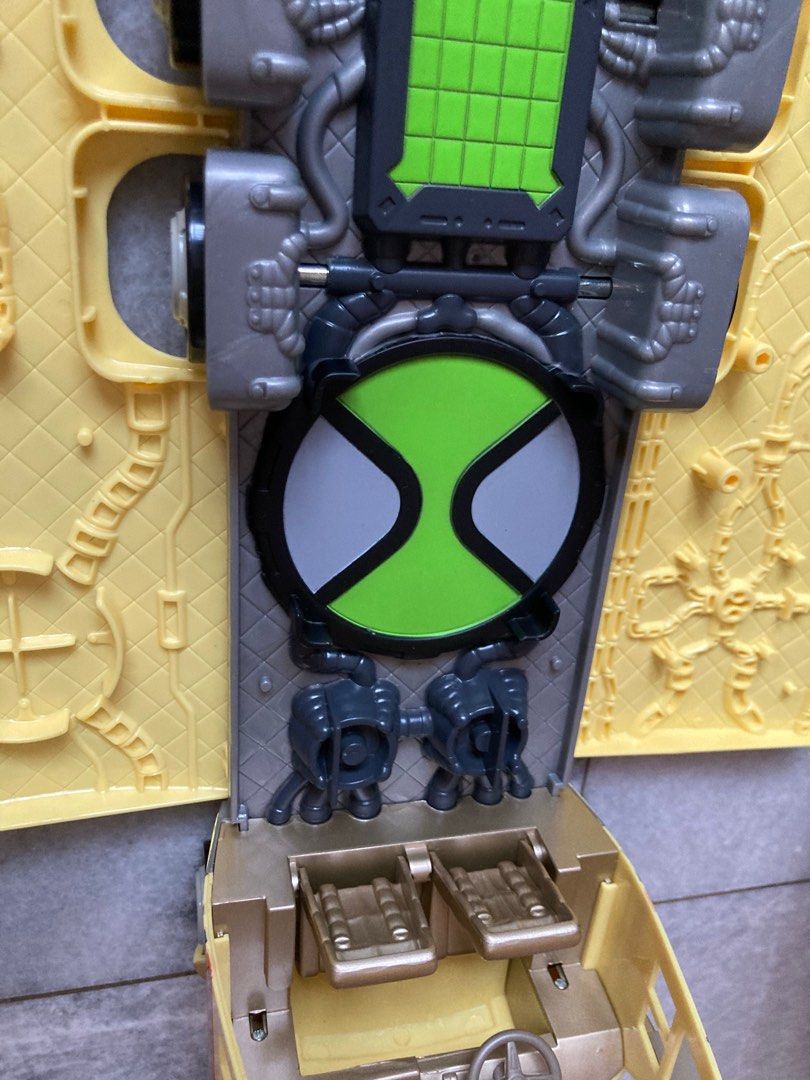 Ben 10 Destroy all Aliens Rustbucket Laboratory Van Bandai, Hobbies & Toys, Toys & Games on ...