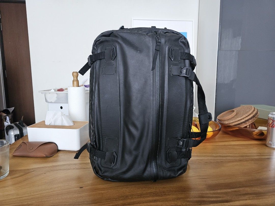 Black Ember Forge 3-way (20l-30l) Backpack/Sling/Brief, Men's Fashion ...