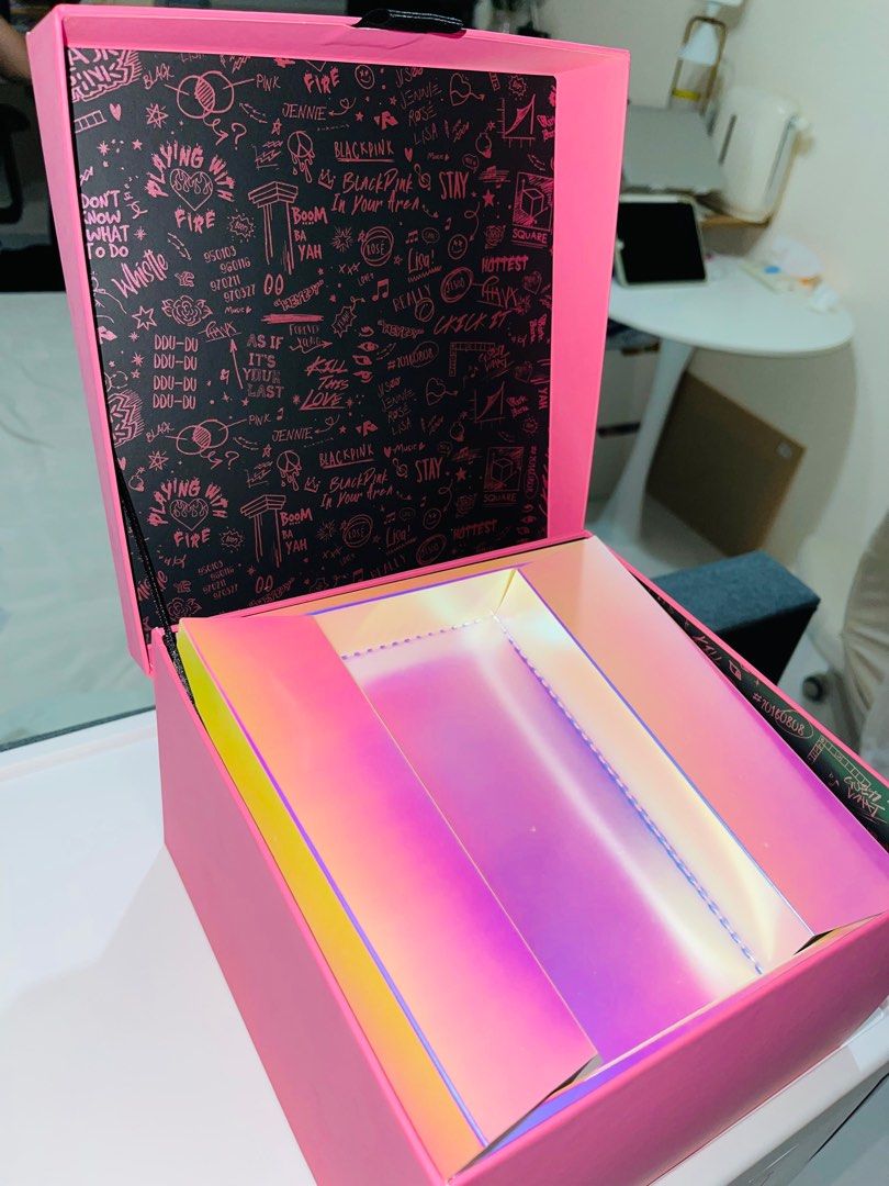 Black pink box (limited edition), Hobbies & Toys, Memorabilia ...