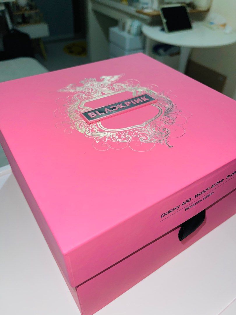 Black pink box (limited edition), Hobbies & Toys, Memorabilia ...