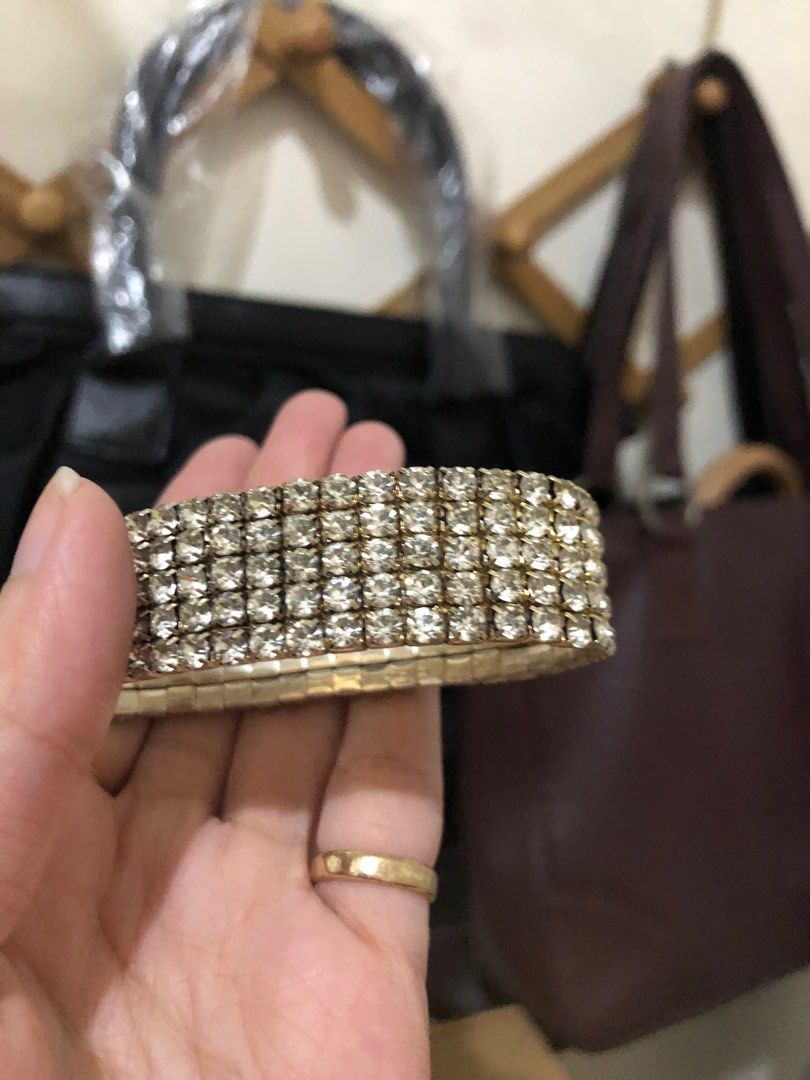 Broadway Gem, Women's Fashion, Watches & Accessories, Other Accessories ...