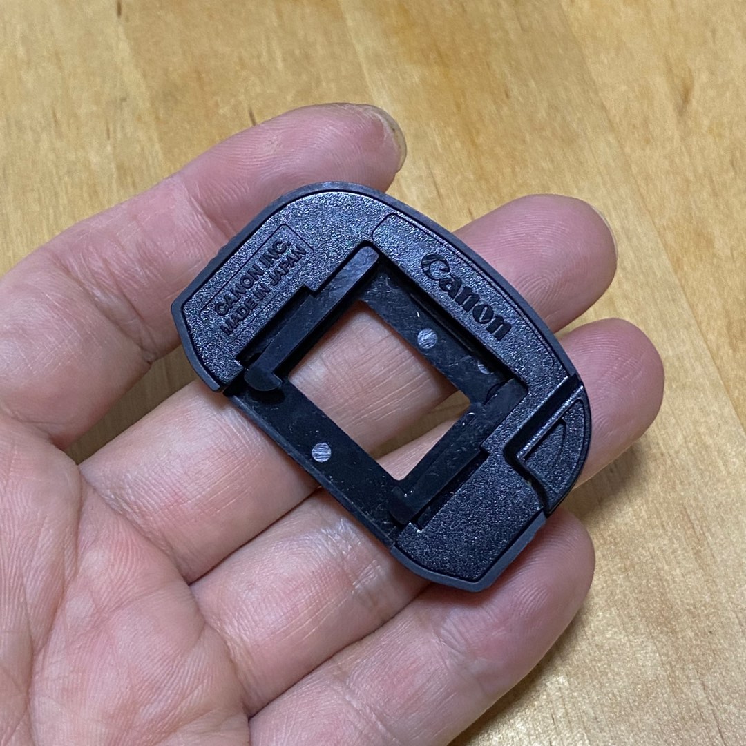 Canon original eyecup for viewfinder 5D3/5D4, Photography, Photography ...