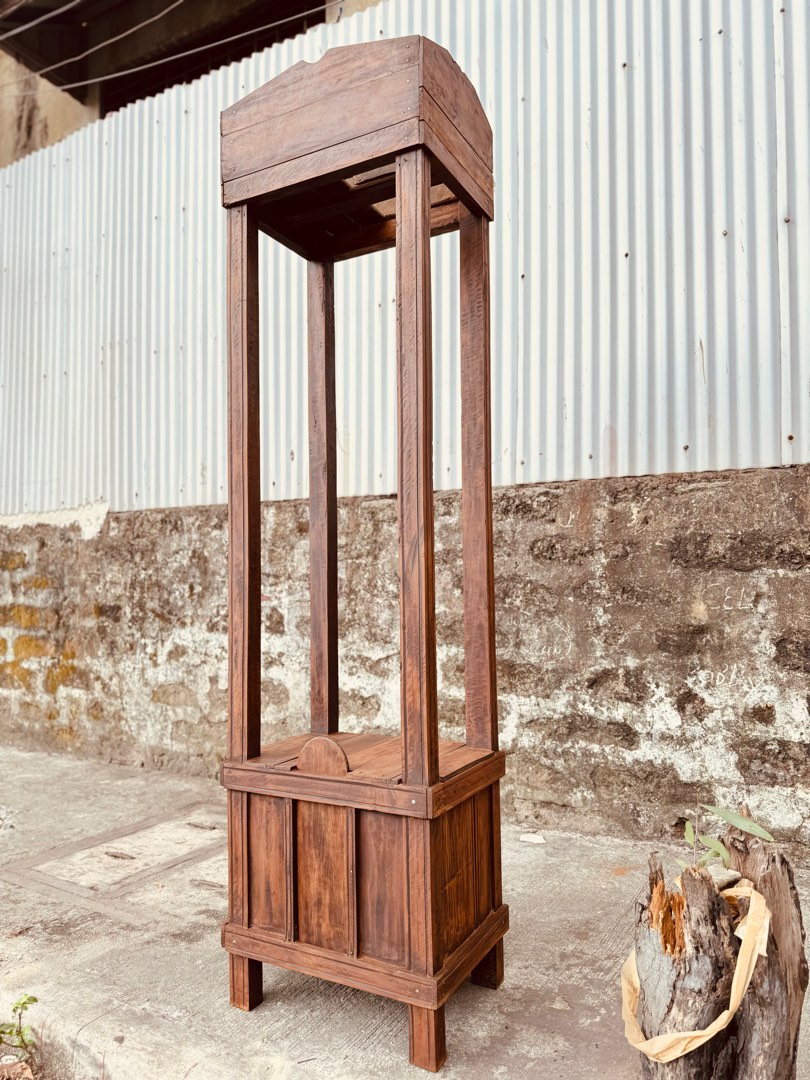 Century Old 8ft Narra Almario Pillow Rack, Hobbies & Toys, Memorabilia ...