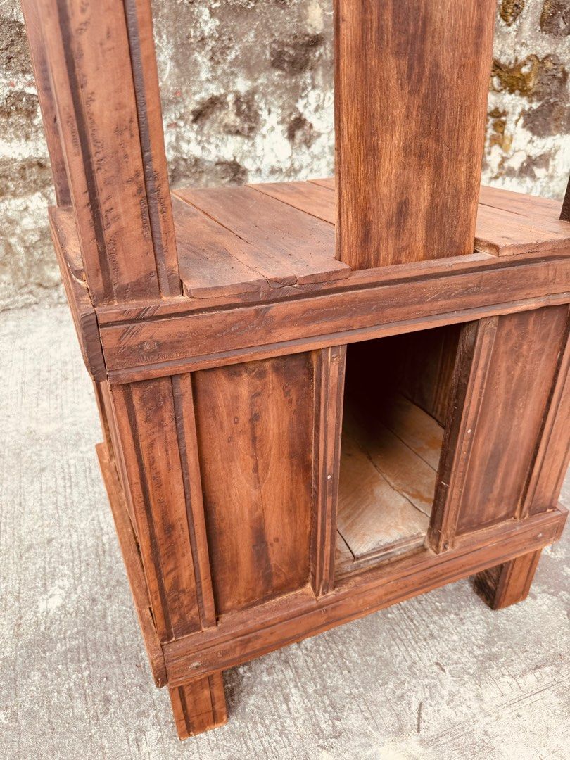 Century Old 8ft Narra Almario Pillow Rack, Hobbies & Toys, Memorabilia ...