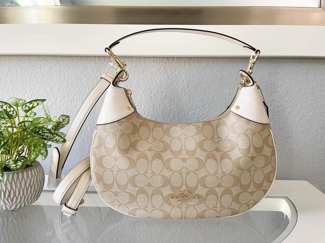 COACH Mara Hobo In Signature Canvas, Women's Fashion, Bags & Wallets ...