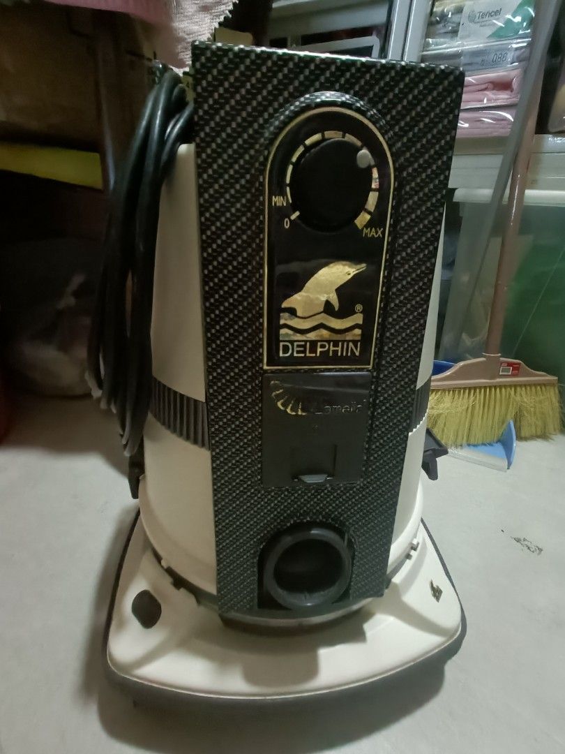 Delphin Vacuum Cleaner, TV & Home Appliances, Vacuum Cleaner ...