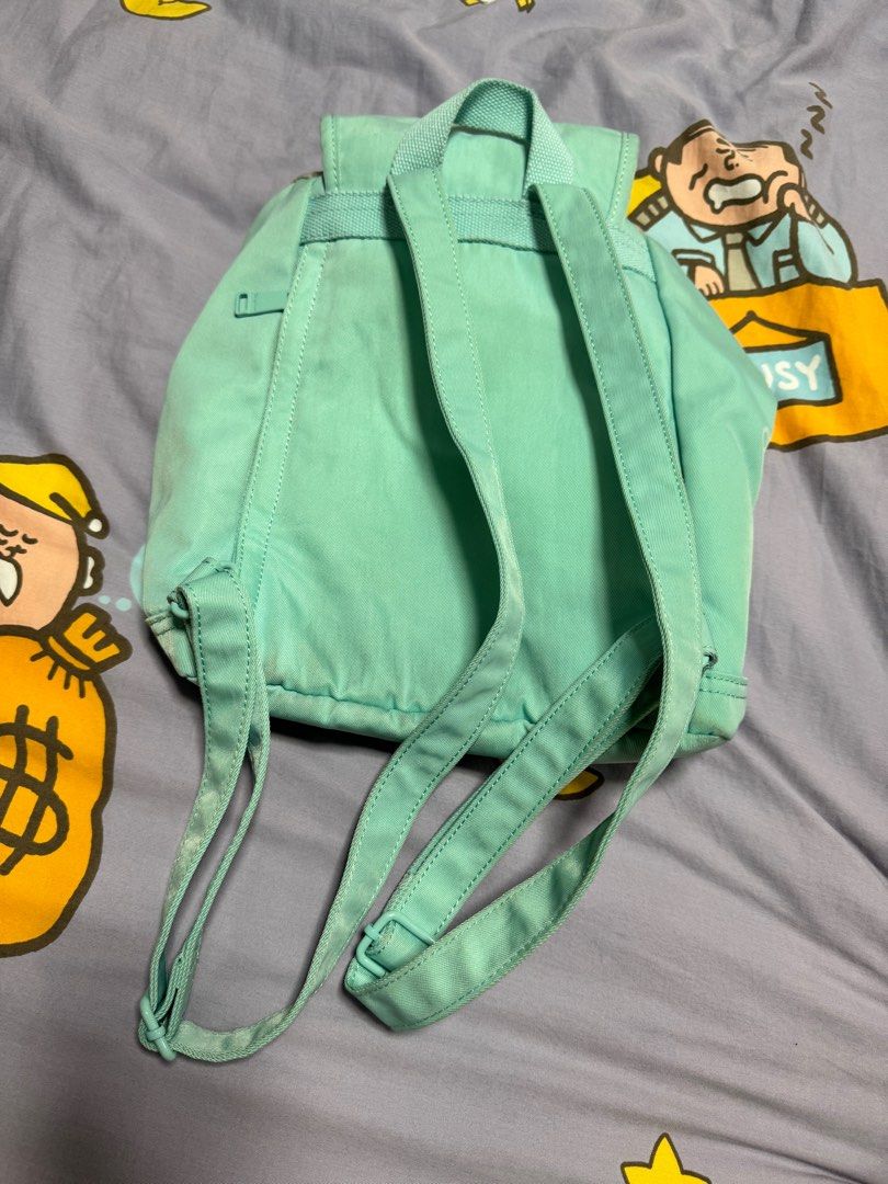 Doughnut tiffany blue backpack, 女裝, 手袋及銀包, 背囊 - Carousell