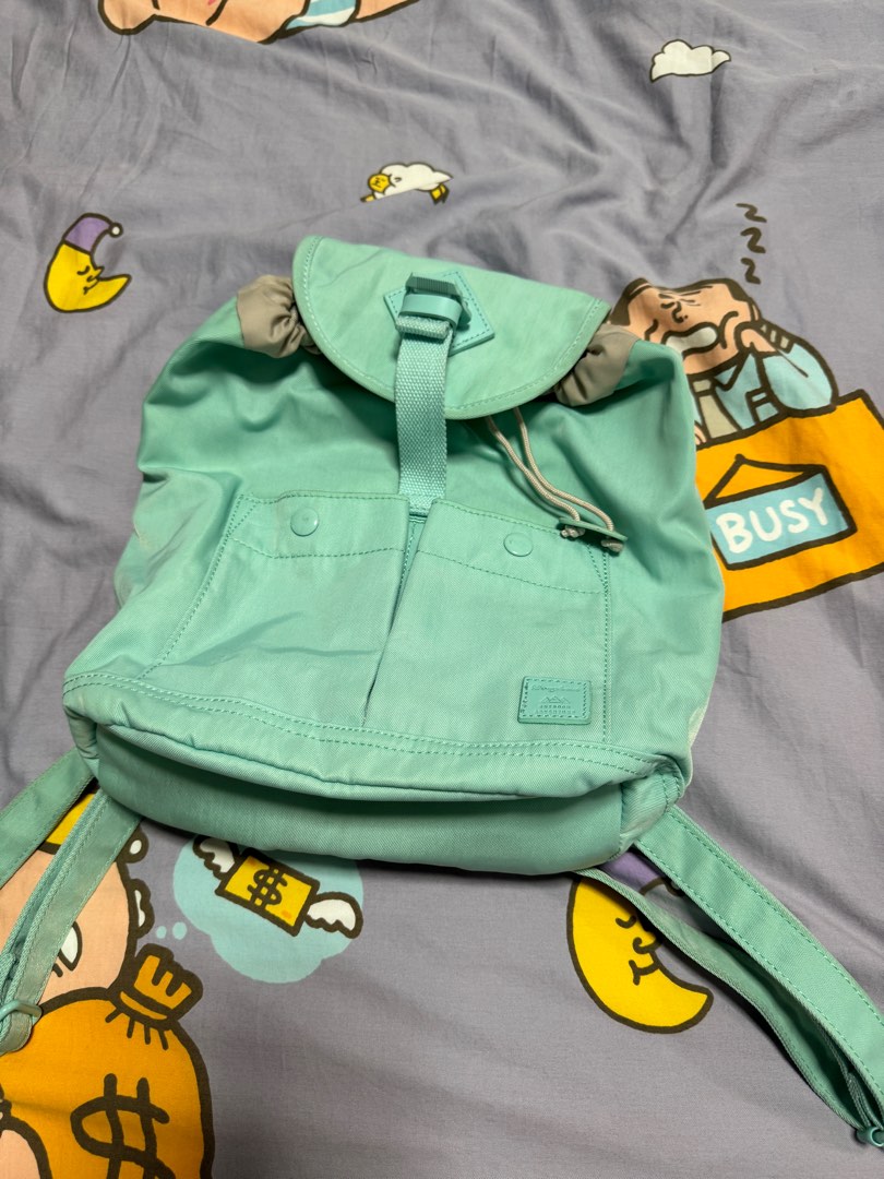 Doughnut tiffany blue backpack, 女裝, 手袋及銀包, 背囊 - Carousell