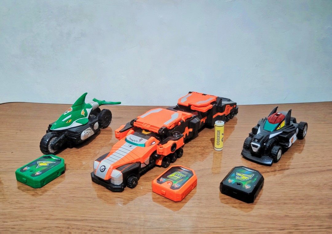 Engine Sentai Go-Onger's Dx Gattai Engine-Oh G9, Hobbies & Toys, Toys ...