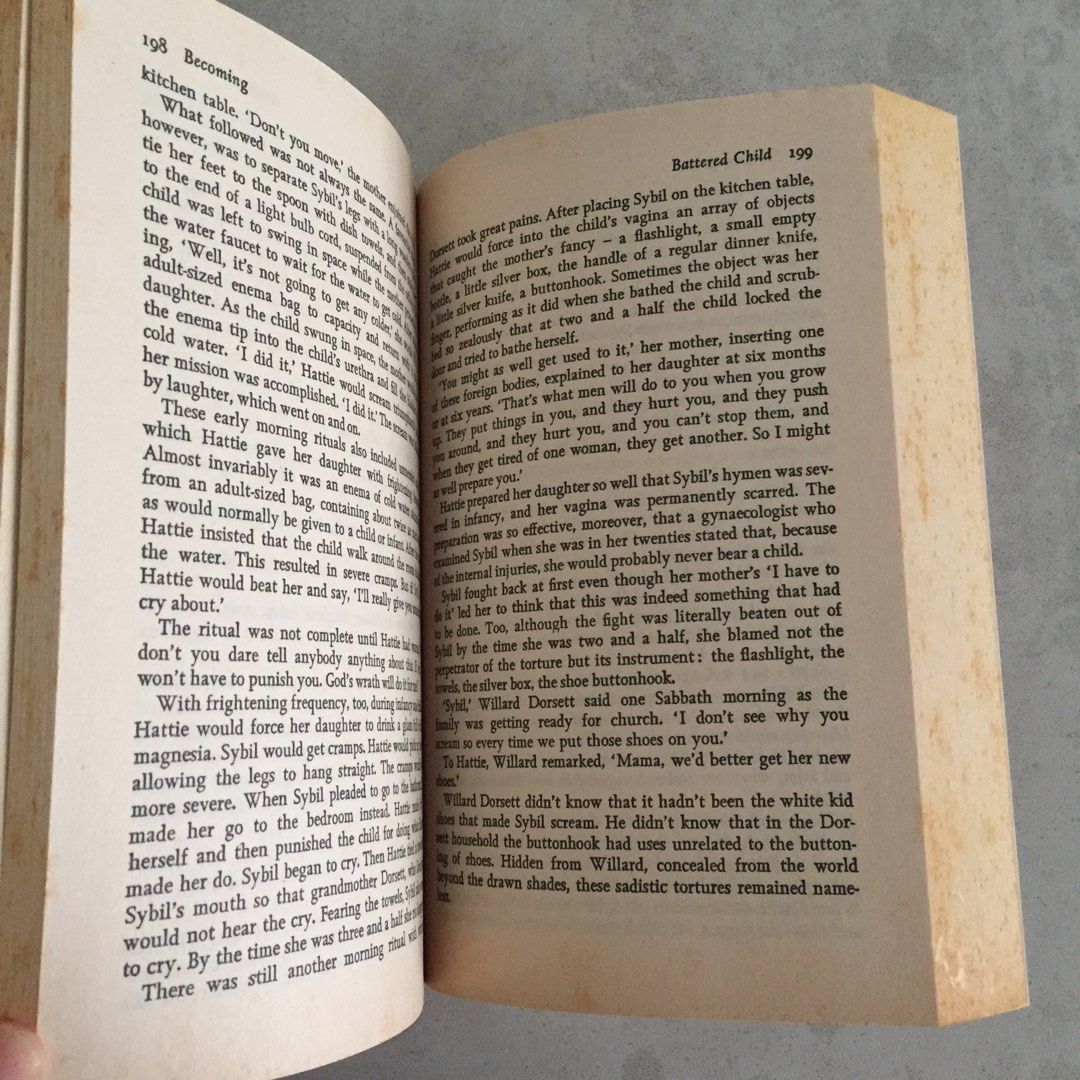 FLORA RHETA SCHREIBER Sybil (English), Buku & Alat Tulis, Buku di Carousell