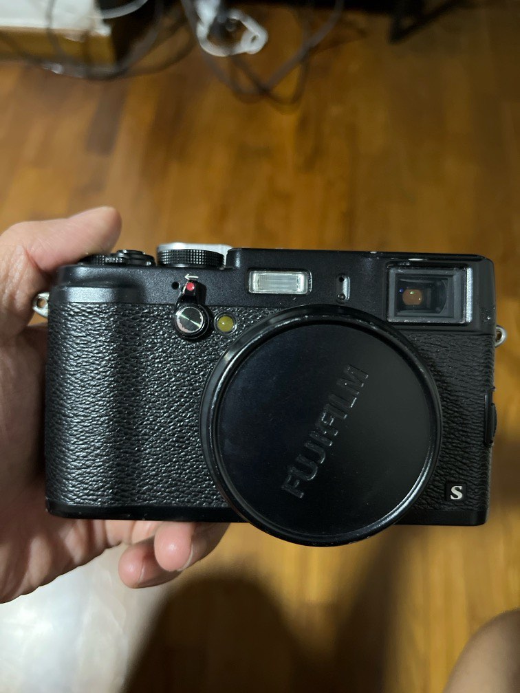 Fujifilm x100s, Photography, Cameras on Carousell