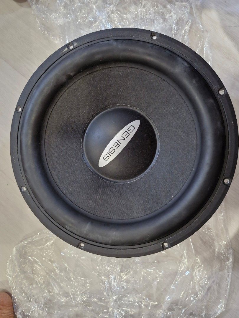 Genesis A30 subwoofer with box for Honda Civic FC, Audio, Soundbars ...