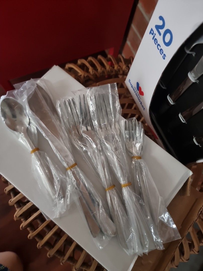 Hampton dinnerware set (missing spoons), Furniture & Home Living ...