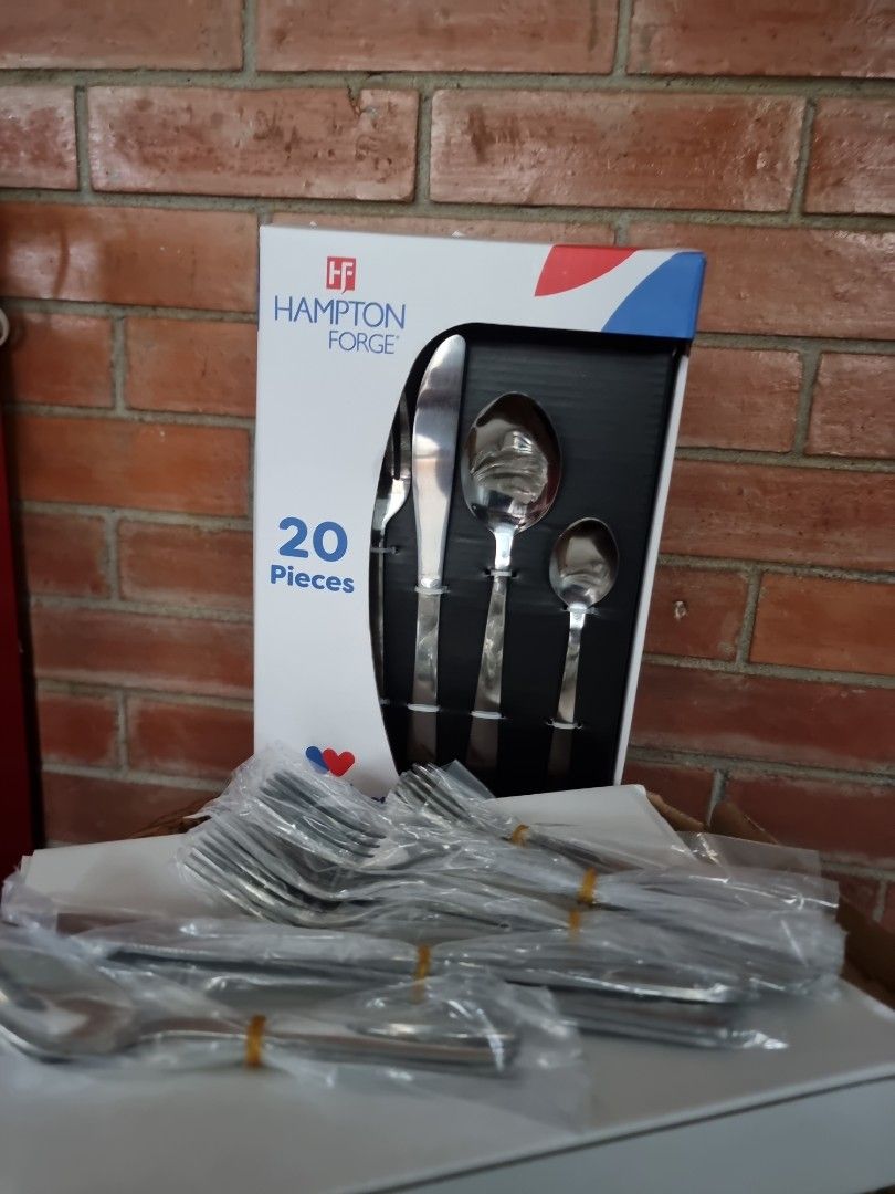 Hampton dinnerware set (missing spoons), Furniture & Home Living ...