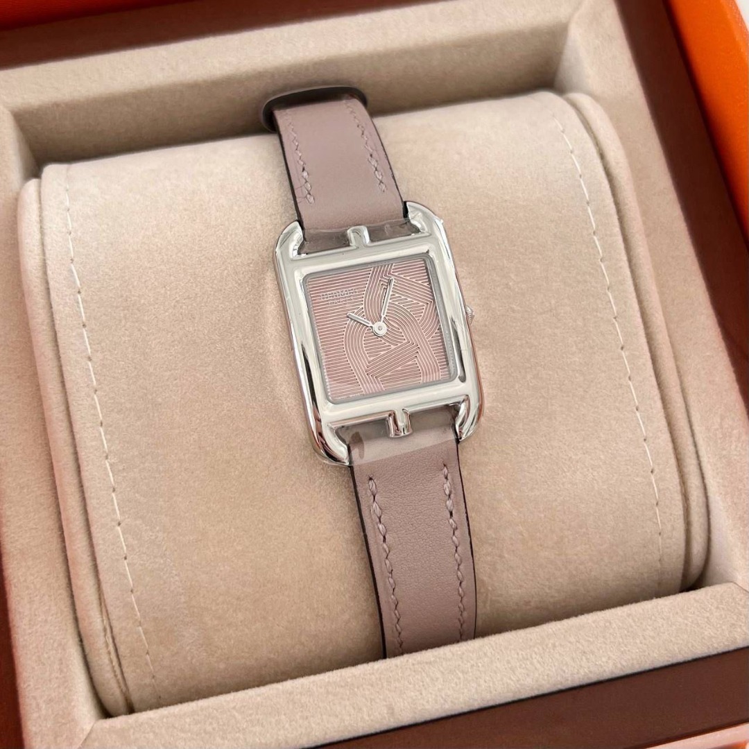 Hermes Cape Cod Watch 31mm Glycine, Fesyen Wanita, Jam Tangan di Carousell