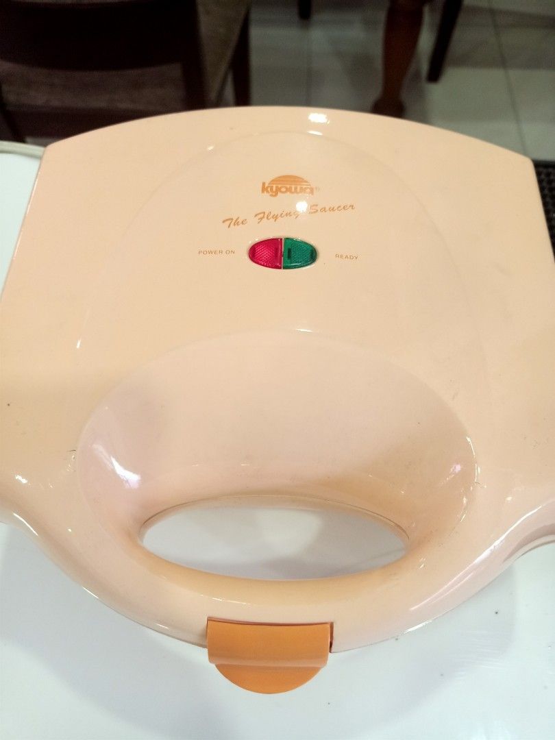 Kyowa flying saucer maker, Furniture & Home Living, Kitchenware ...