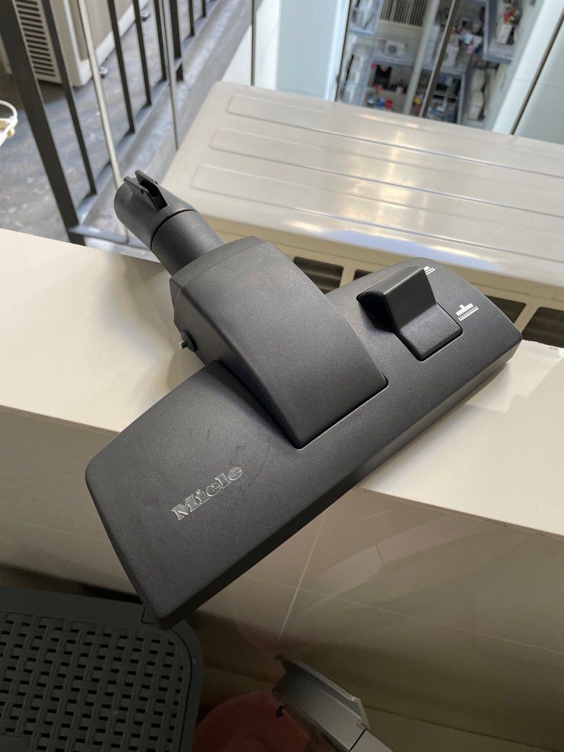 Miele S6240 Vacuum Head, Furniture & Home Living, Cleaning & Homecare ...