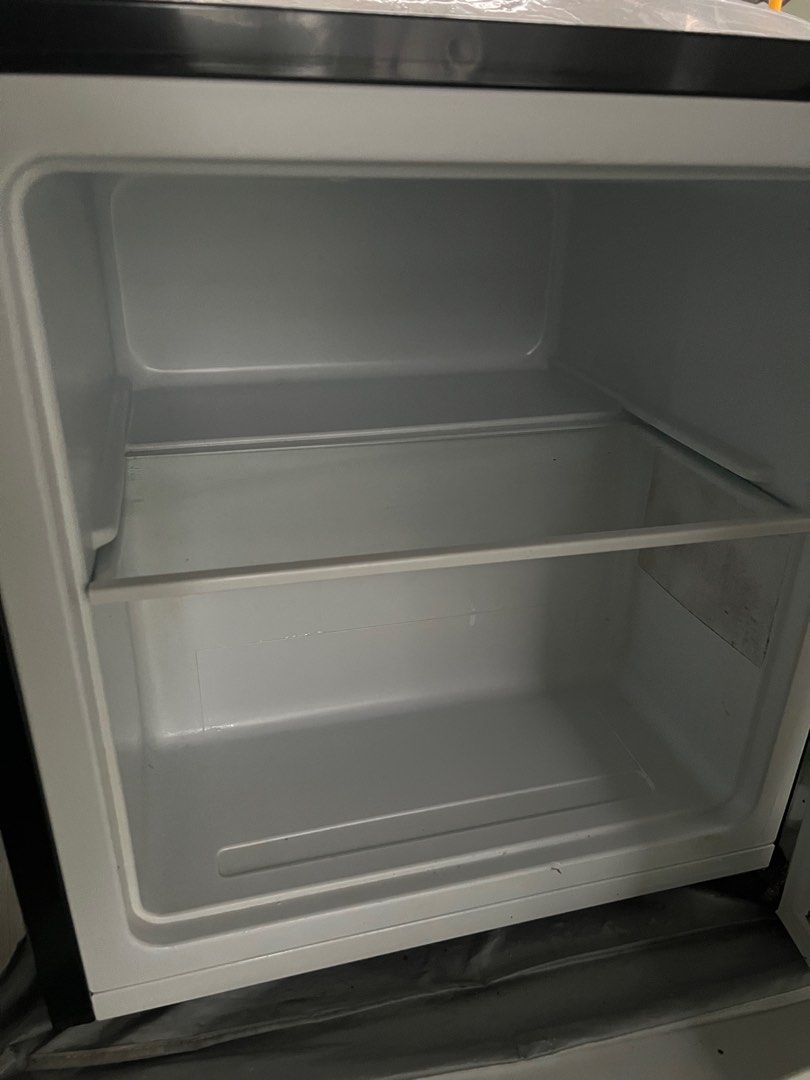 Mini Freezer / Bar Freezer, TV & Home Appliances, Kitchen Appliances ...