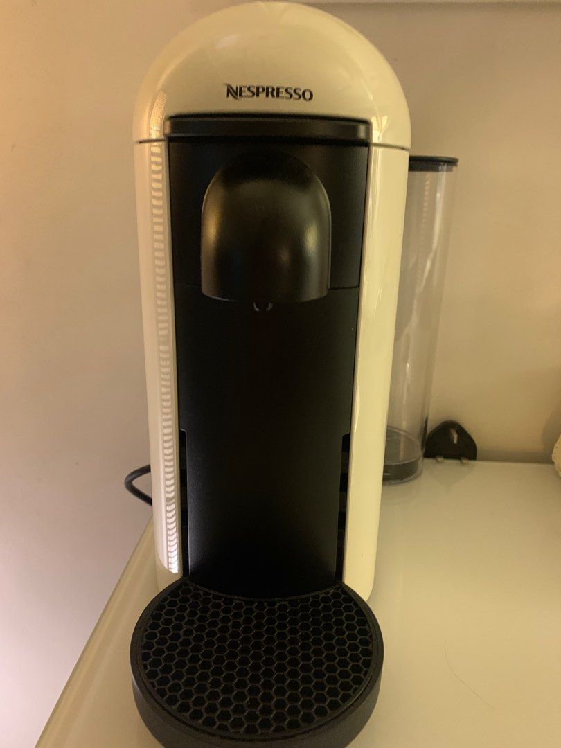 Nespresso Vertuo white, TV & Home Appliances, Kitchen Appliances ...