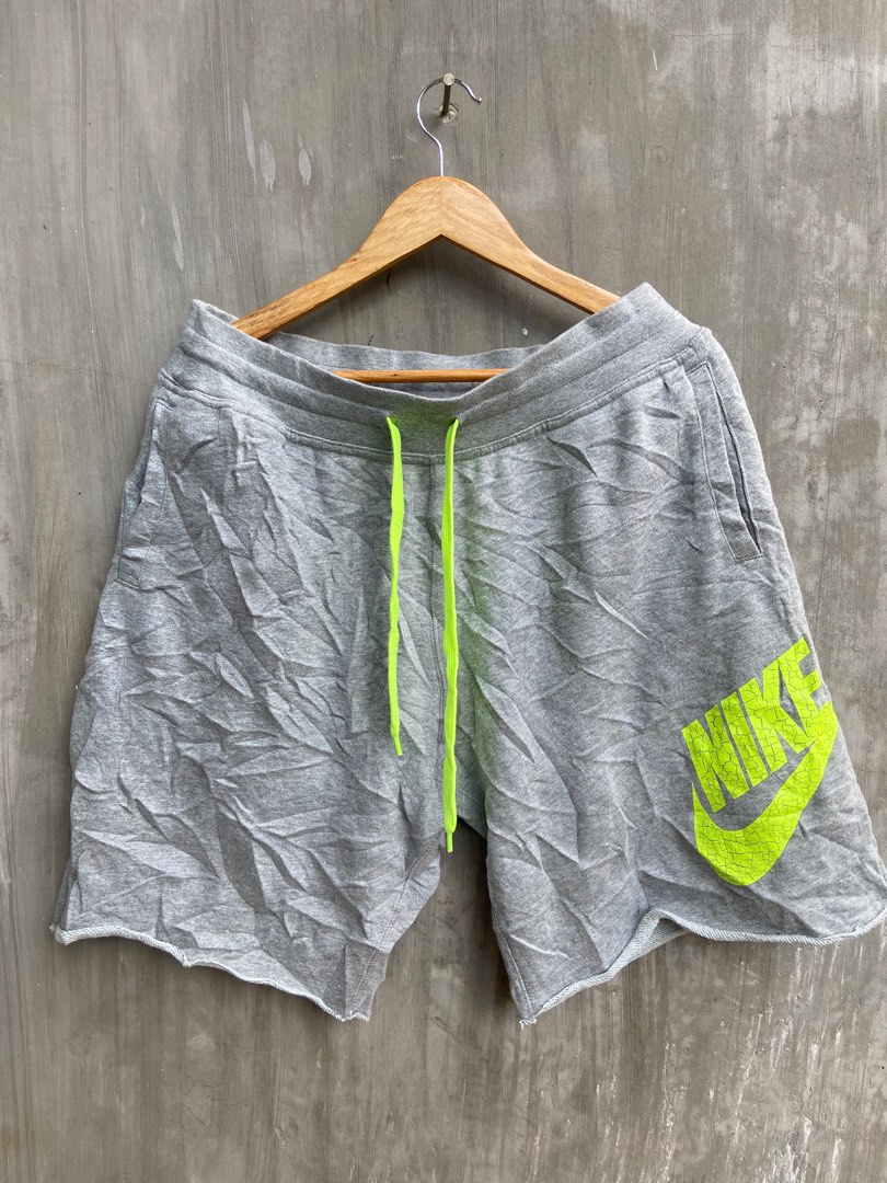 Nike Alumni Crack print Design, Men's Fashion, Bottoms, Shorts on Carousell