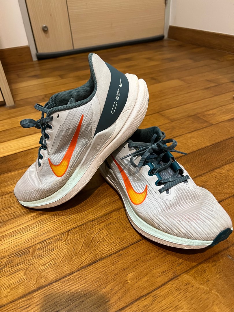 Nike Winflo 9 (white orange), Men's Fashion, Footwear, Sneakers on ...