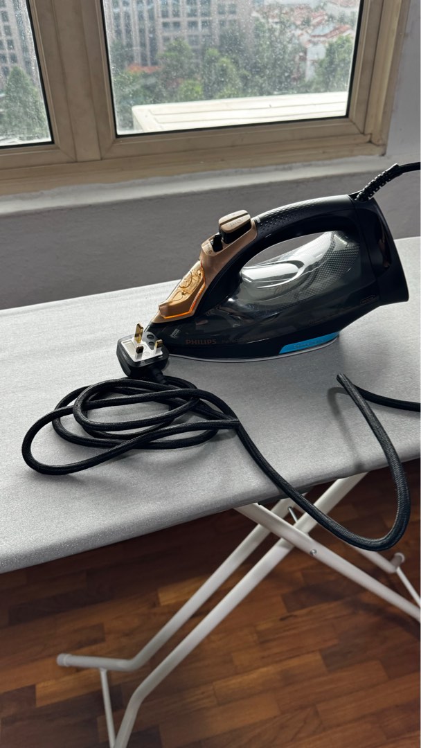 Philip Iron SteamGlide Plus, TV & Home Appliances, Irons & Steamers on ...