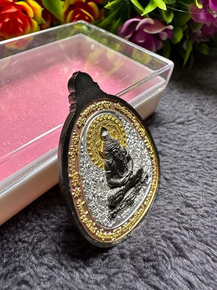 Phra Uchen, Hobbies & Toys, Memorabilia & Collectibles, Religious Items ...