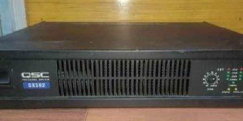 QSC CX302 Power Amplifier, Audio, Soundbars, Speakers & Amplifiers on Carousell