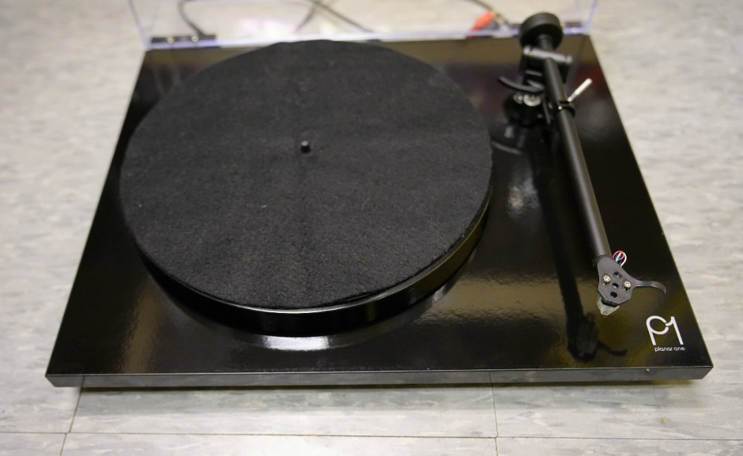 Rega P1 turntable, Audio, Other Audio Equipment on Carousell