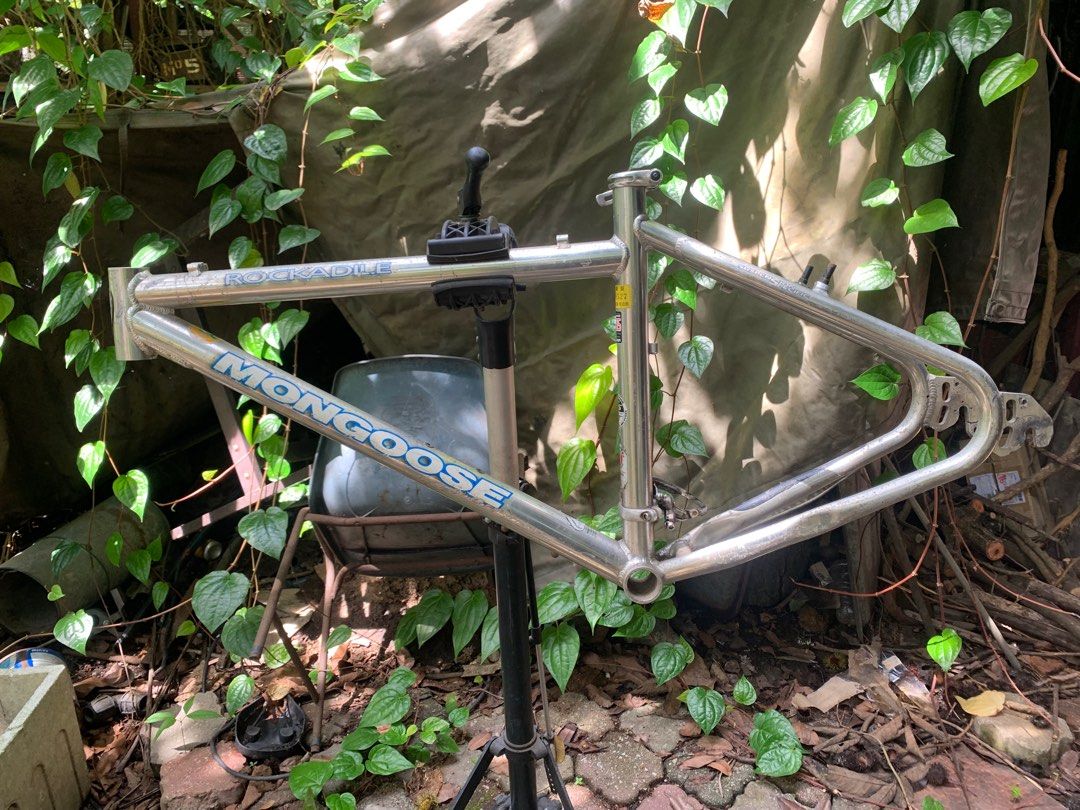 Retro/Vintage Mongoose Rockadile 26er MTB Frame, Sports Equipment ...
