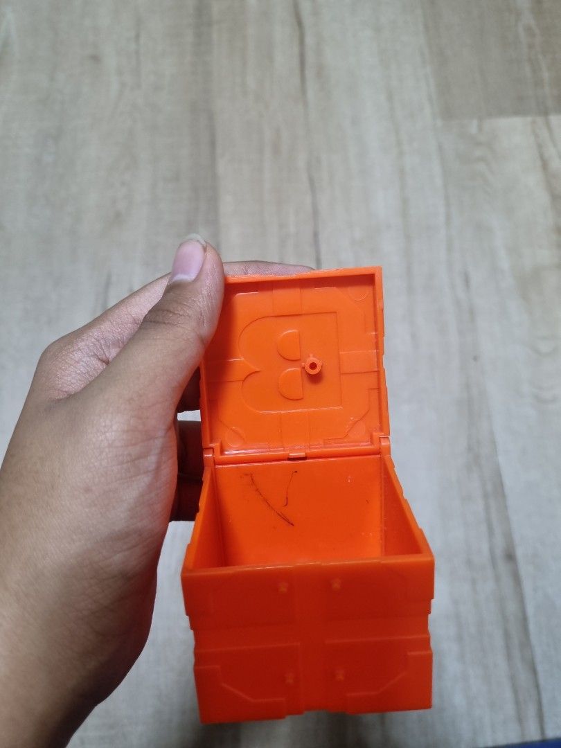 roblox empty box, Hobbies & Toys, Toys & Games on Carousell