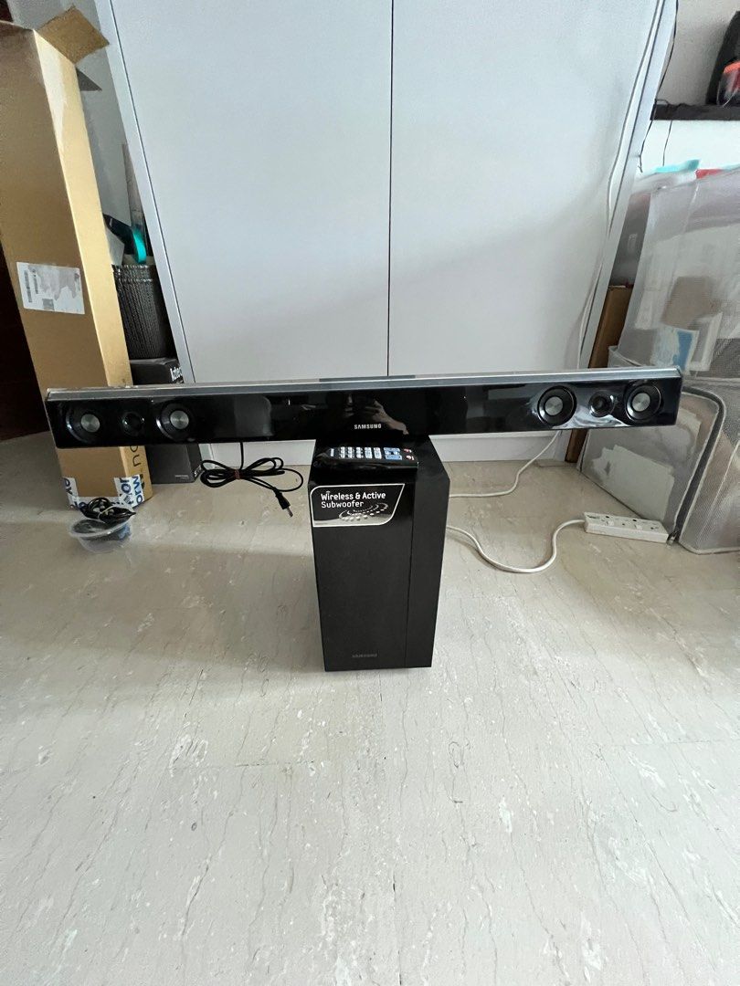 Samsung SB + BT woofer (HW-D450), Audio, Soundbars, Speakers & Amplifiers on Carousell
