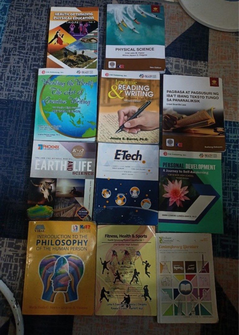 SHS-HUMSS books, Hobbies & Toys, Books & Magazines, Textbooks on Carousell