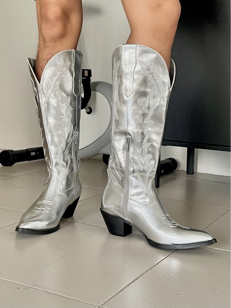 Metallic Silver Knee High Boots, Women's Fashion, Footwear, Boots on ...