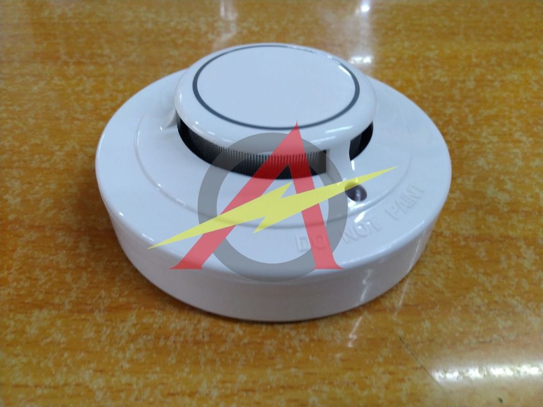 Smoke Detectors w/ Base - Conventional and Addressable FDAS, Commercial ...