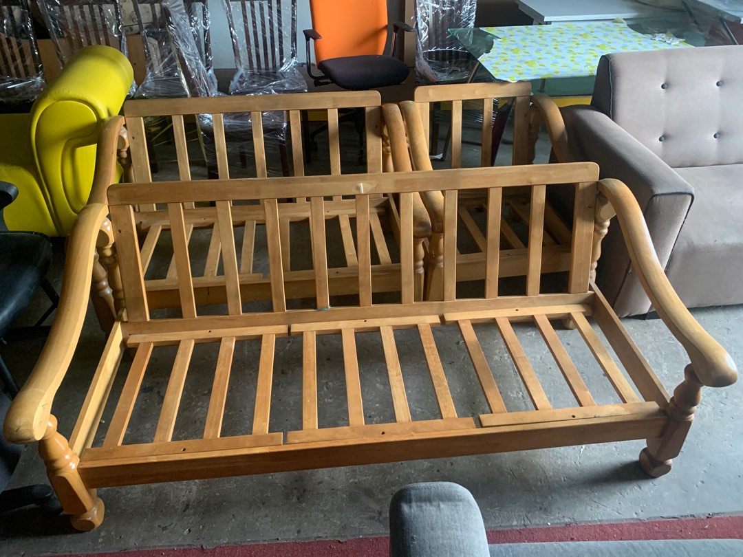 Sofa kayu, Furniture & Home Living, Furniture, Sofas on Carousell