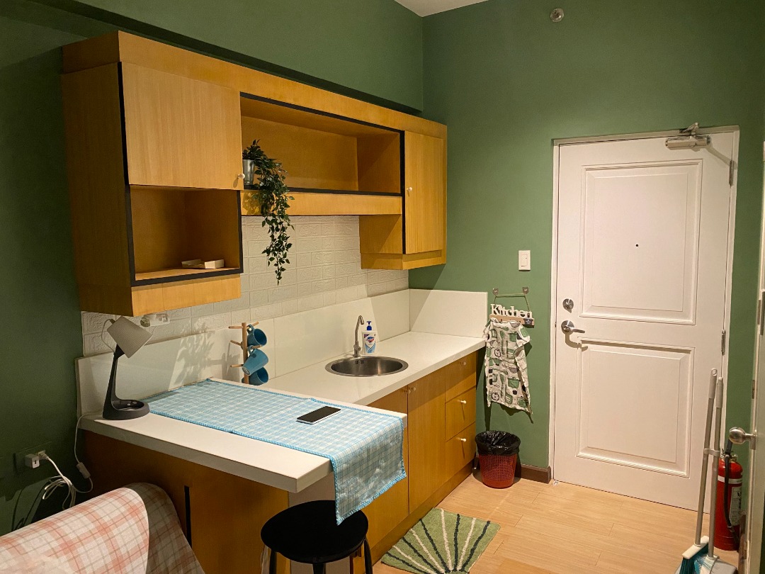 Studio 1 Filinvest Alabang 15SQM Studio Type Condo (Available for short ...