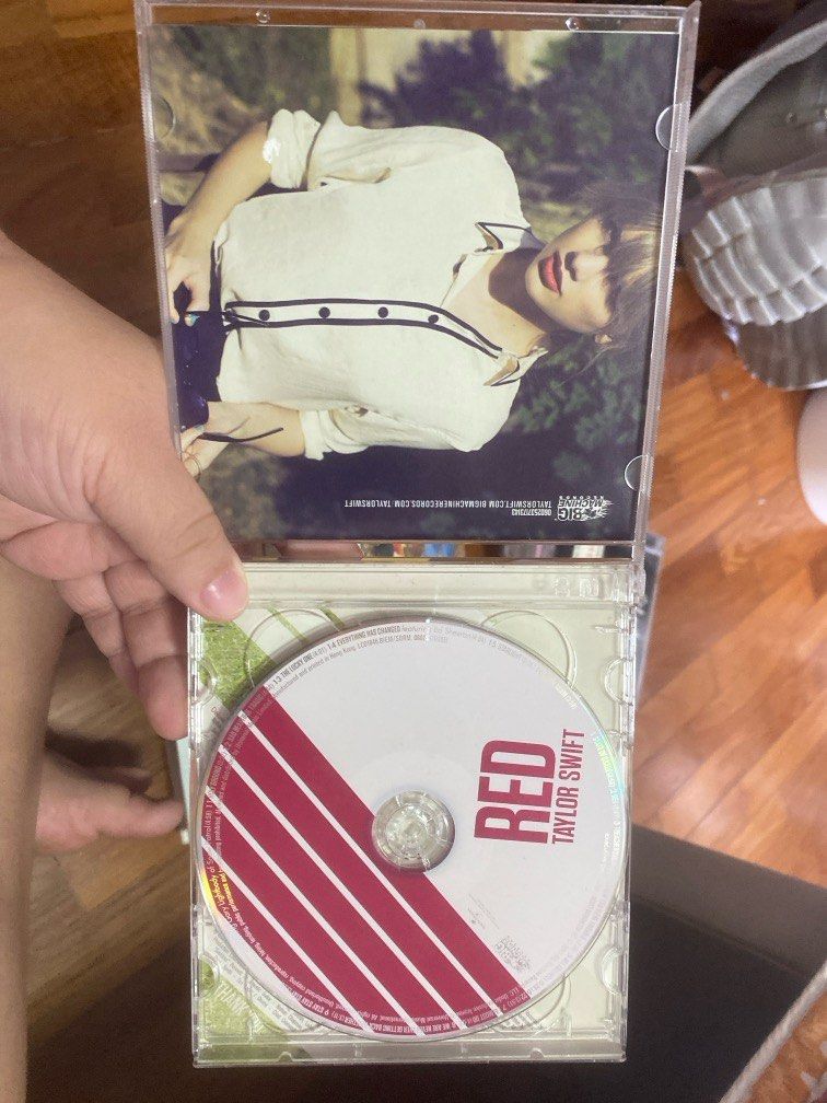 Taylor swift Red CD, Hobbies & Toys, Music & Media, CDs & DVDs on Carousell