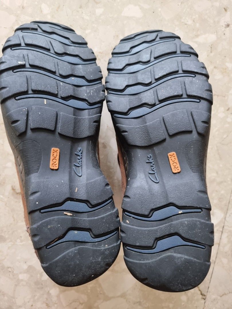 Timberland and Clarks boot, Men's Fashion, Footwear, Boots on Carousell