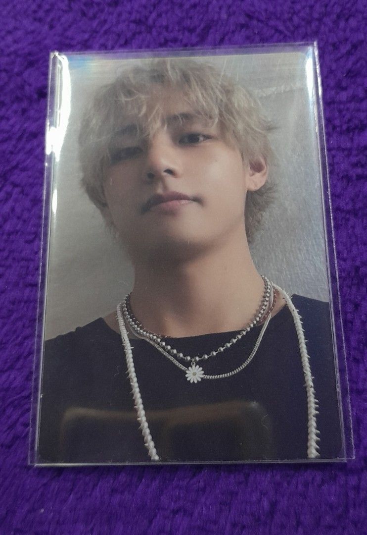 V LayOver album PC, Hobbies & Toys, Memorabilia & Collectibles, K-Wave ...