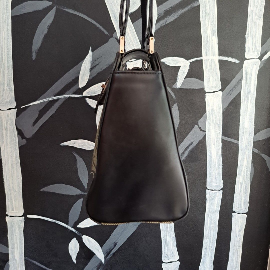 Valentino ruby, Luxury, Bags & Wallets on Carousell