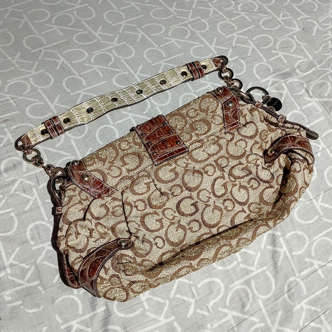 VINTAGE GUESS BAG, Women's Fashion, Bags & Wallets, Shoulder Bags on ...