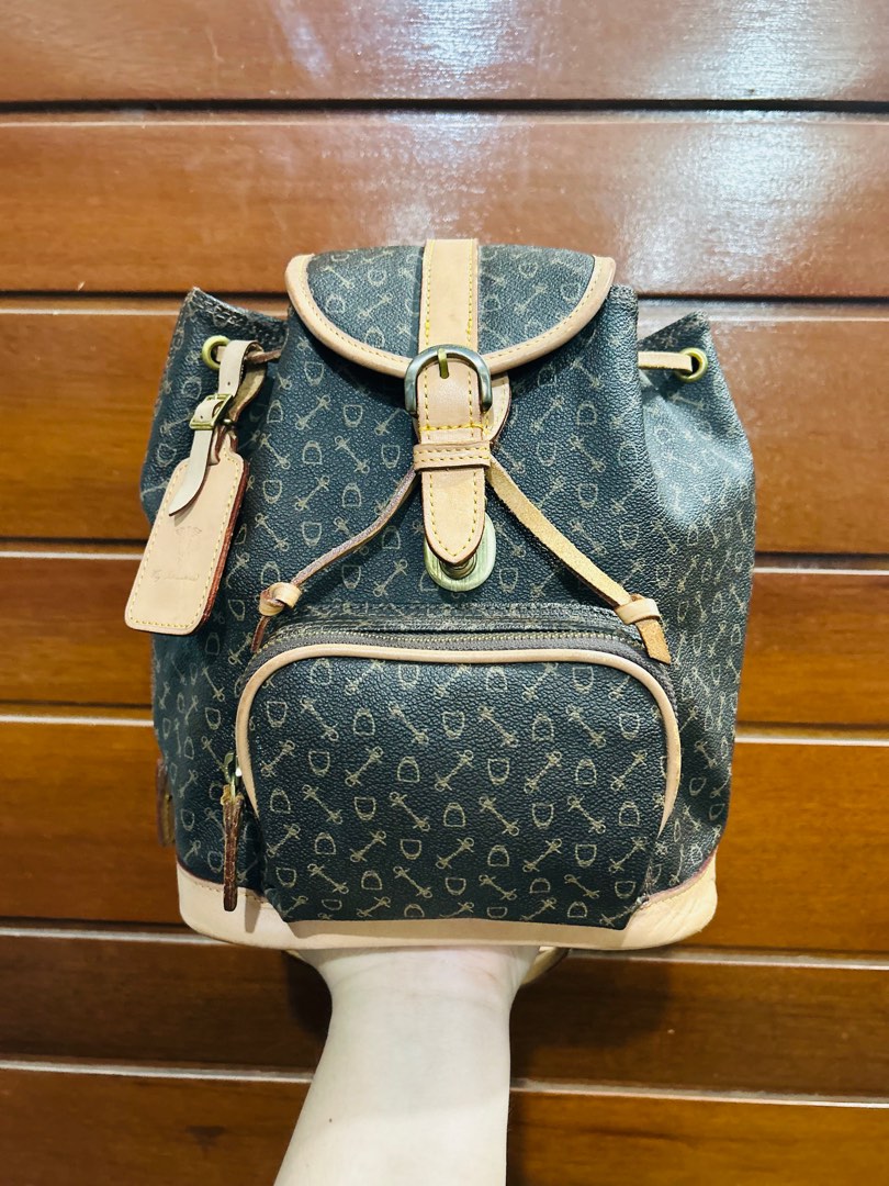 Why International Semi Medium Backpack, Women's Fashion, Bags & Wallets ...